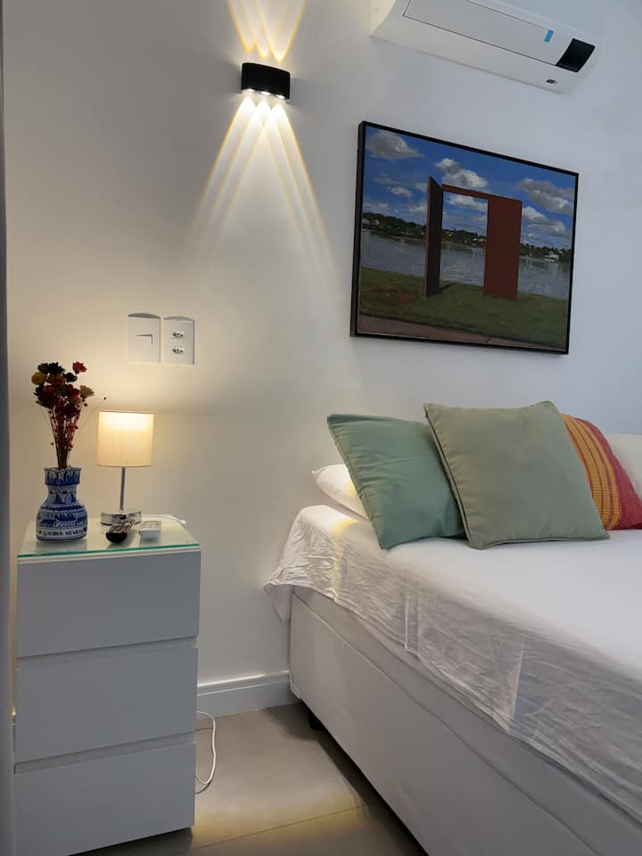Apartamento A 100m Do Metrô República 23• Andar - São Paulo