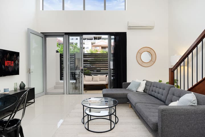 Huge Townhouse|3 Bathrooms|5km City & Airport - Brisbane