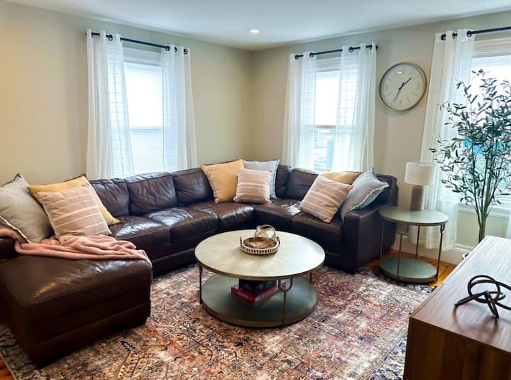 Downtown|renovated|free Parking|3 King Beds - Portsmouth, NH