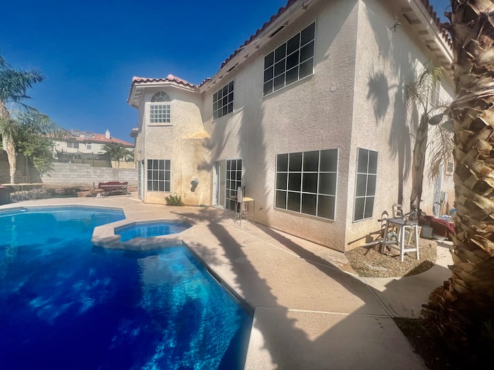 Northern Comfort - Las Vegas