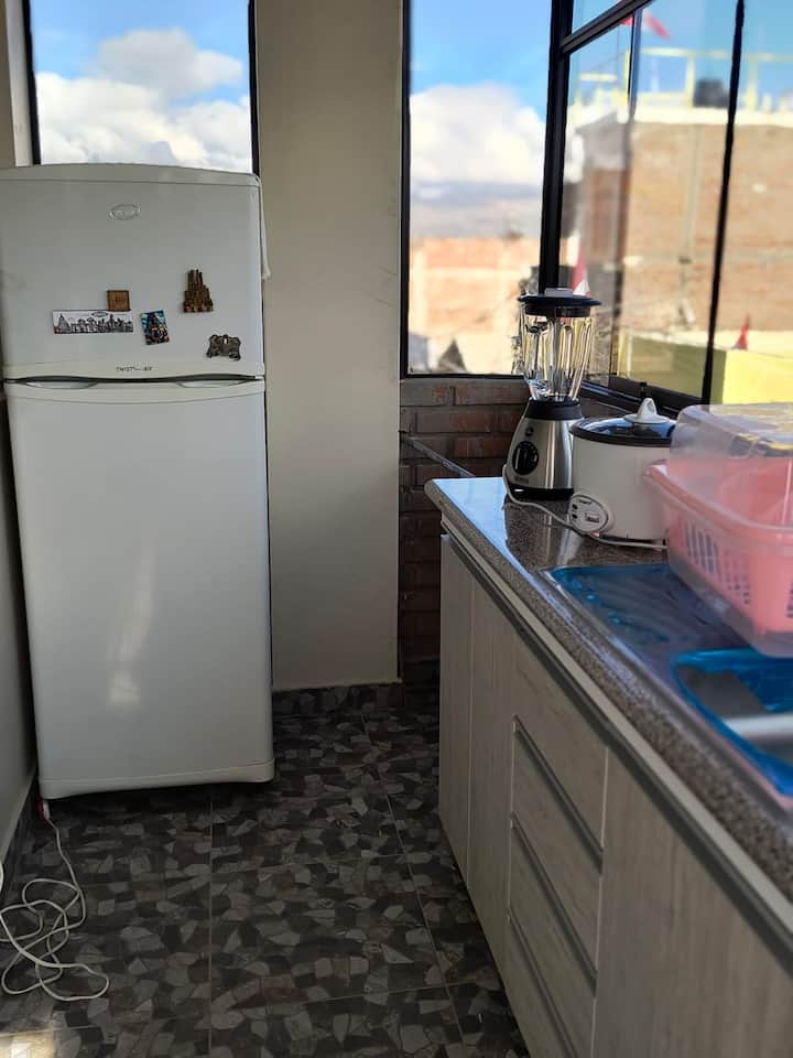 Flat Ideal En Huancayo – Wifi, Cocina Y Terraza. - Huancayo