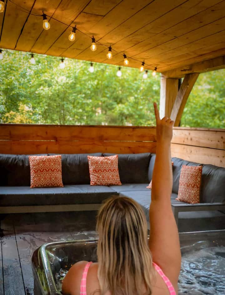 Lakeside Luxury Hot Tub Lodge - Norfolk