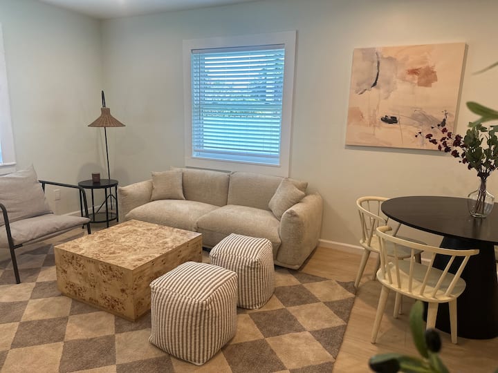 Tranquil-luxe Downtown Bungalow - San Diego, CA