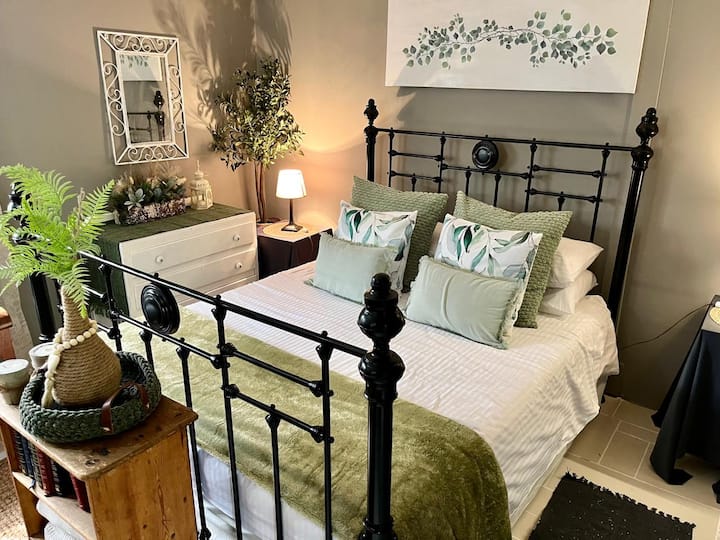 Pennygum Cottage - Pretoria