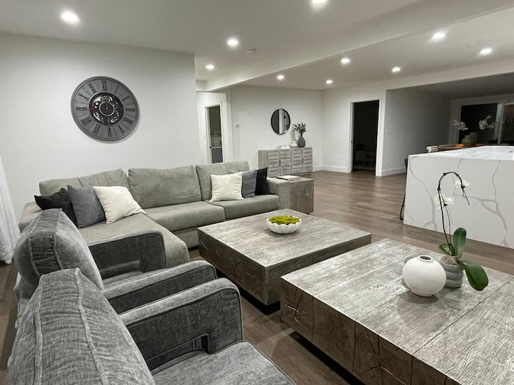 Newly Remodeled Single-story Home - Los Angeles