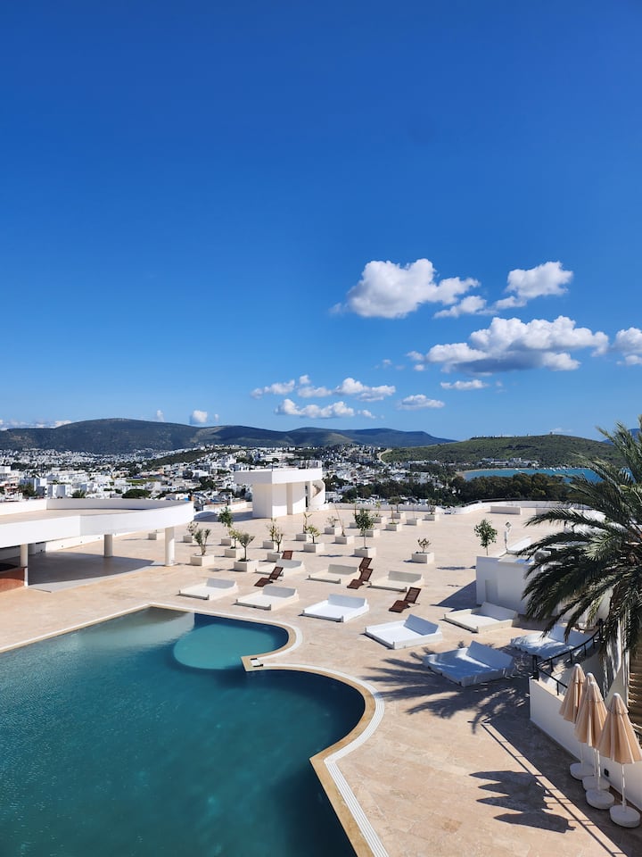 This Is Your House In Bodrum. Bahçe Katı Orta - Bodrum