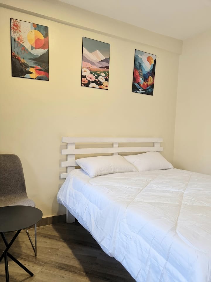 Raya Suites - Self Contained Rm - Kampala