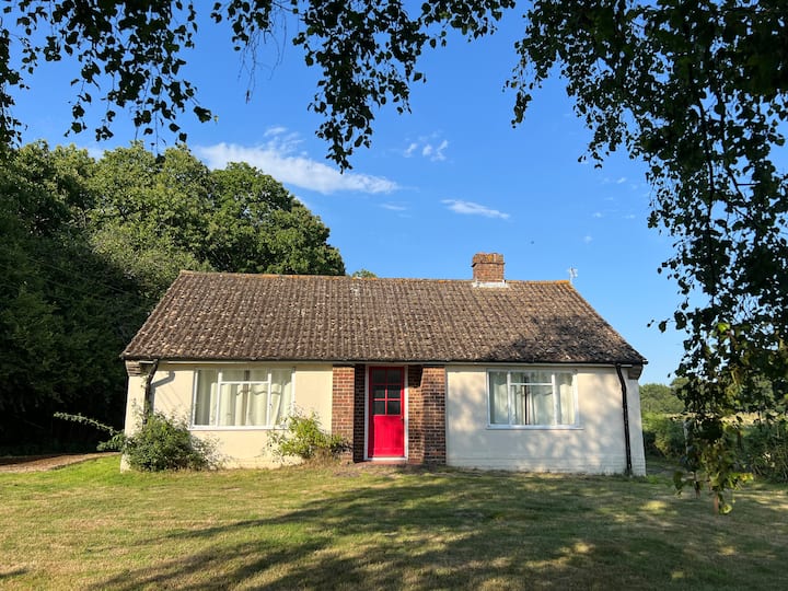 Roughlands Country Bungalow - Kent