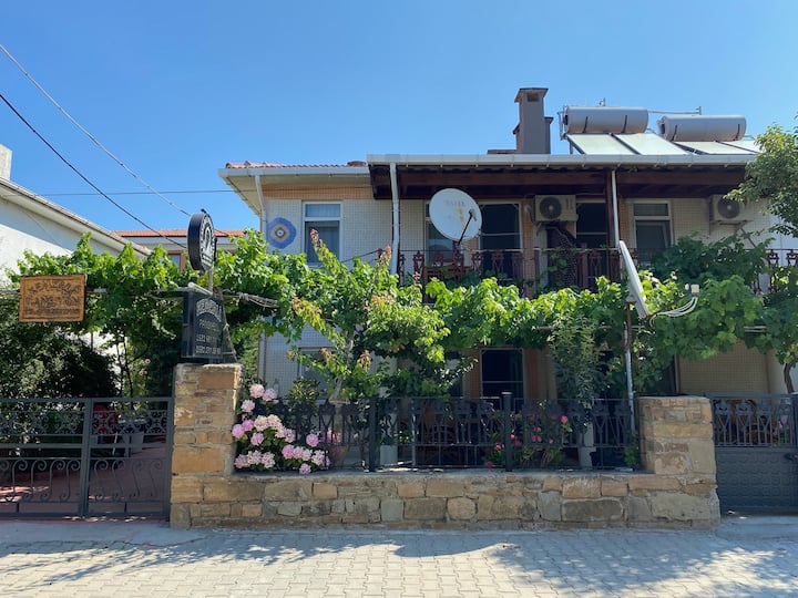 Deniz’e 350 Mt.müstakil Daire - Gökçeada