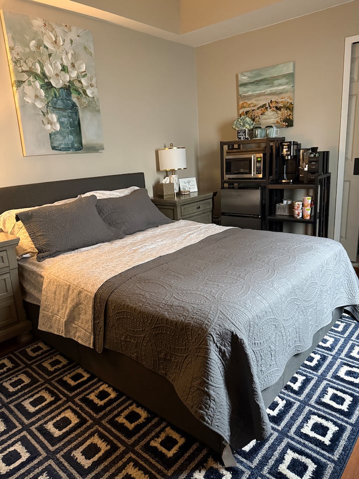 Charming “Hotel Inspired” Retreat - Long Island, NY