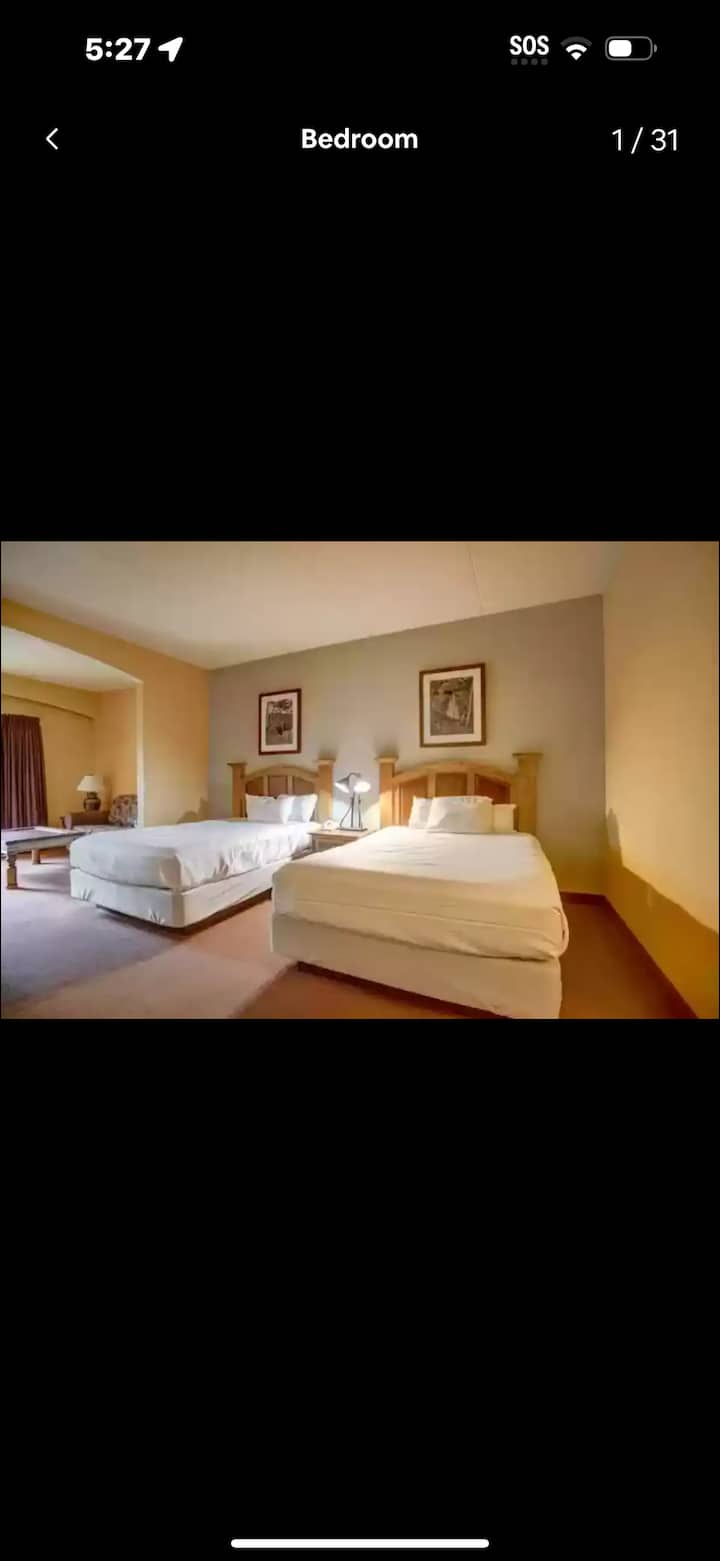 Karmak Escapes—suite - Wisconsin Dells, WI