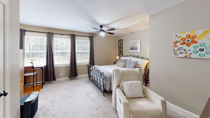 Private Studio Guest Suite - Beaufort, SC