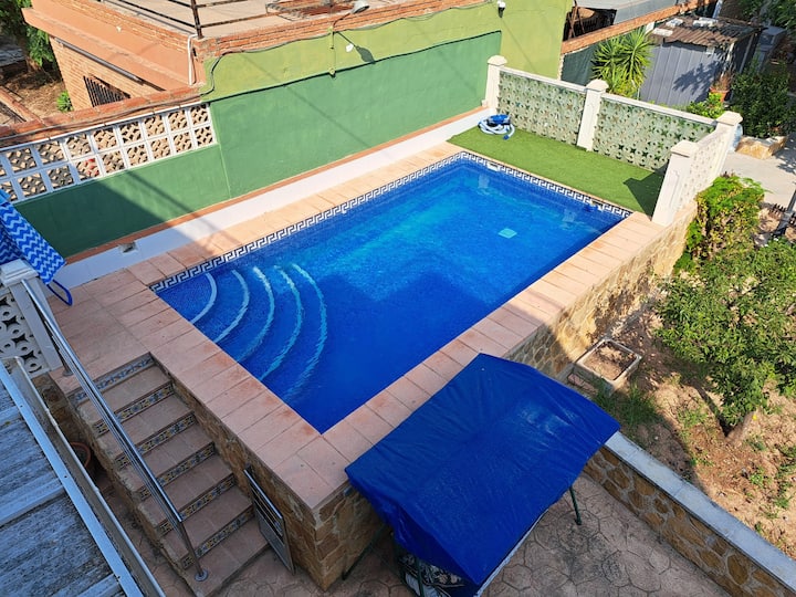 Casa De Invitados Urbanización - La Pobla de Vallbona