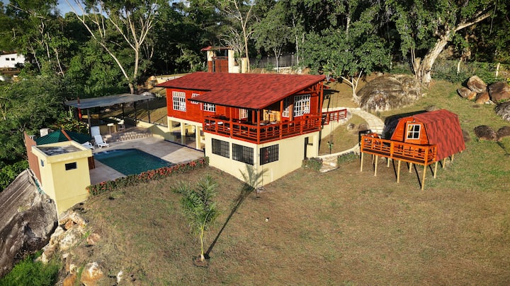 In The Madera House - Anapoima - Anapoima