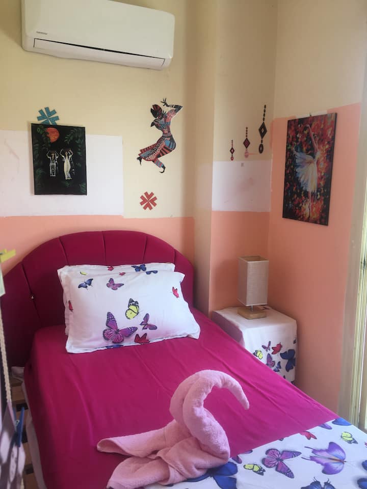 Private Single Room In A Shared Apartment! - Alexandria, Egypt