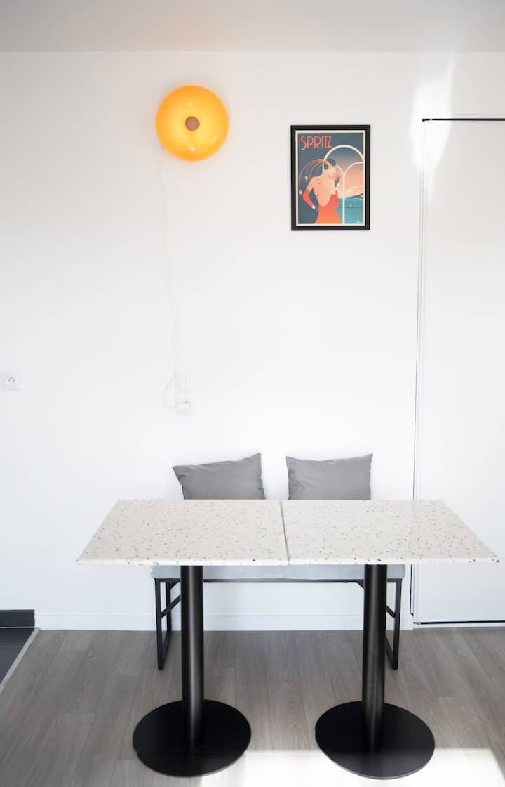 Suite Pop 92 Proche Gare/ Stade De France/ Parking - Cergy