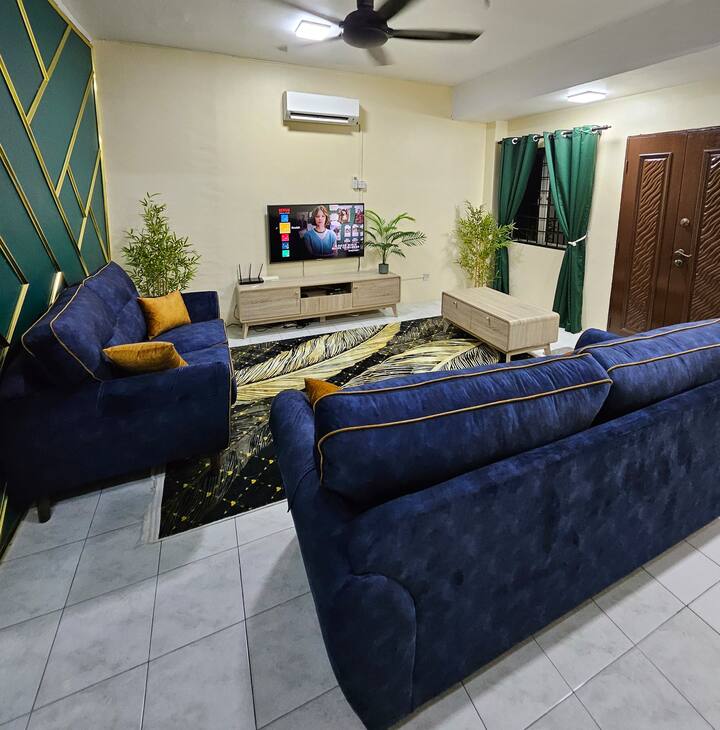 Raudah No 13 Homestay Near Cyberjaya - Cyberjaya