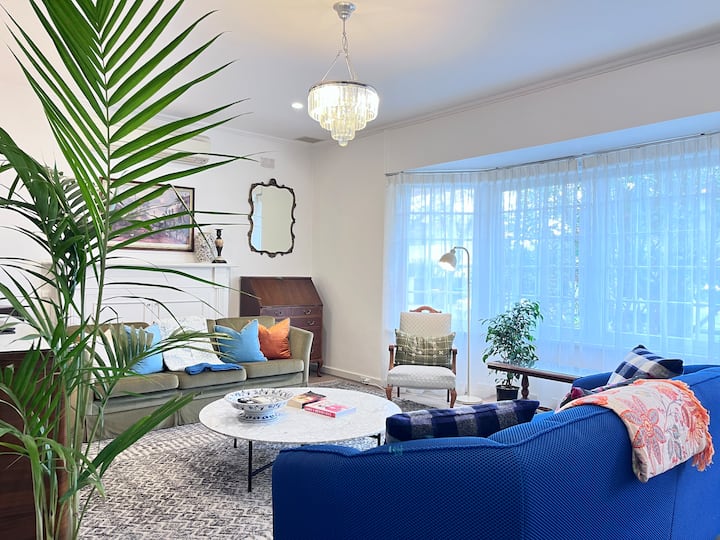 Vintage Charm Meets Modern Comfort | Burnside Area - Adelaide