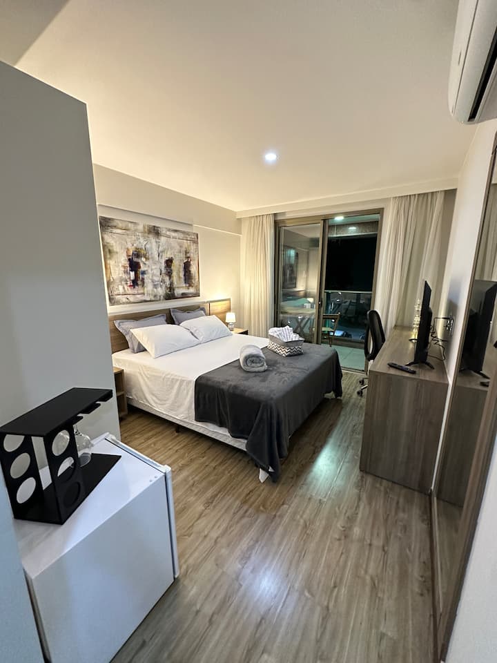 Suíte Smart Tv 42” Garagem - Recreio dos Bandeirantes