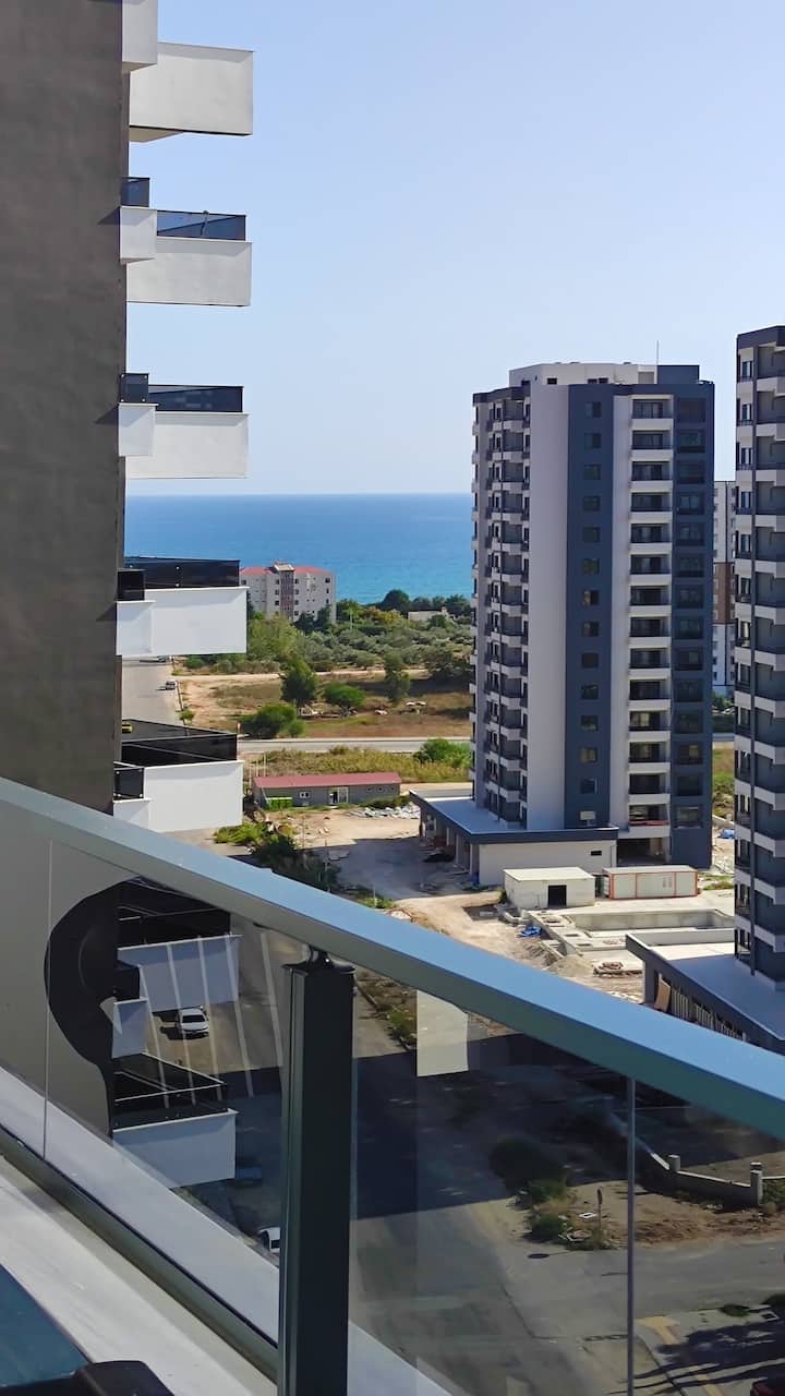 Стильная квартира с шикарным видом на море - Mersin