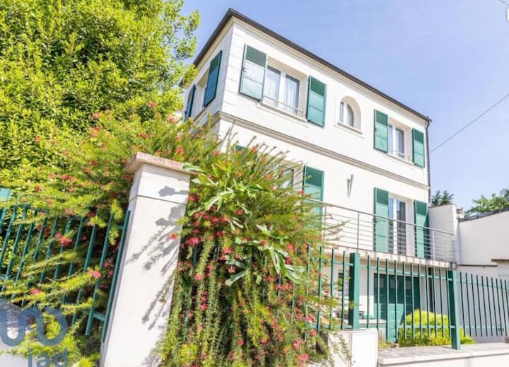 Maison Spatieuse Avec Jardin - Sainte-Geneviève-des-Bois
