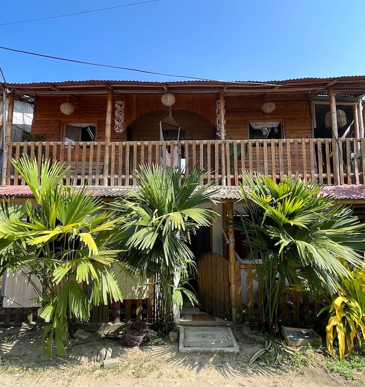 Casa Caracol - Montanita