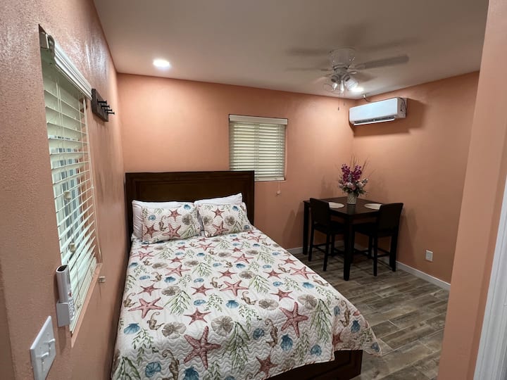 New 1 Bed, 3 Minutes From Airport And Beaches- #2 - Nasáu