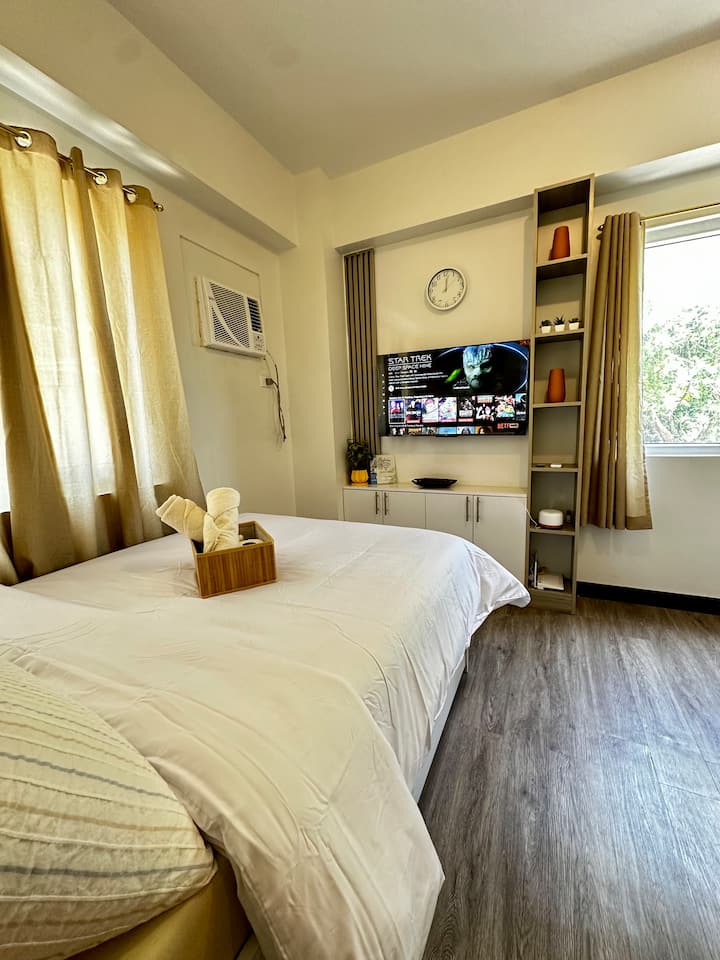Cozy Studio Unit In Cebu City With Wifi + Netflix - Cebu