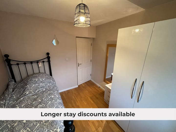 Single Bedroom With Parking | Room 3 - Watford