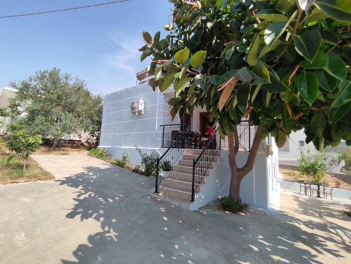 Bekim Sela's House - Ksamil