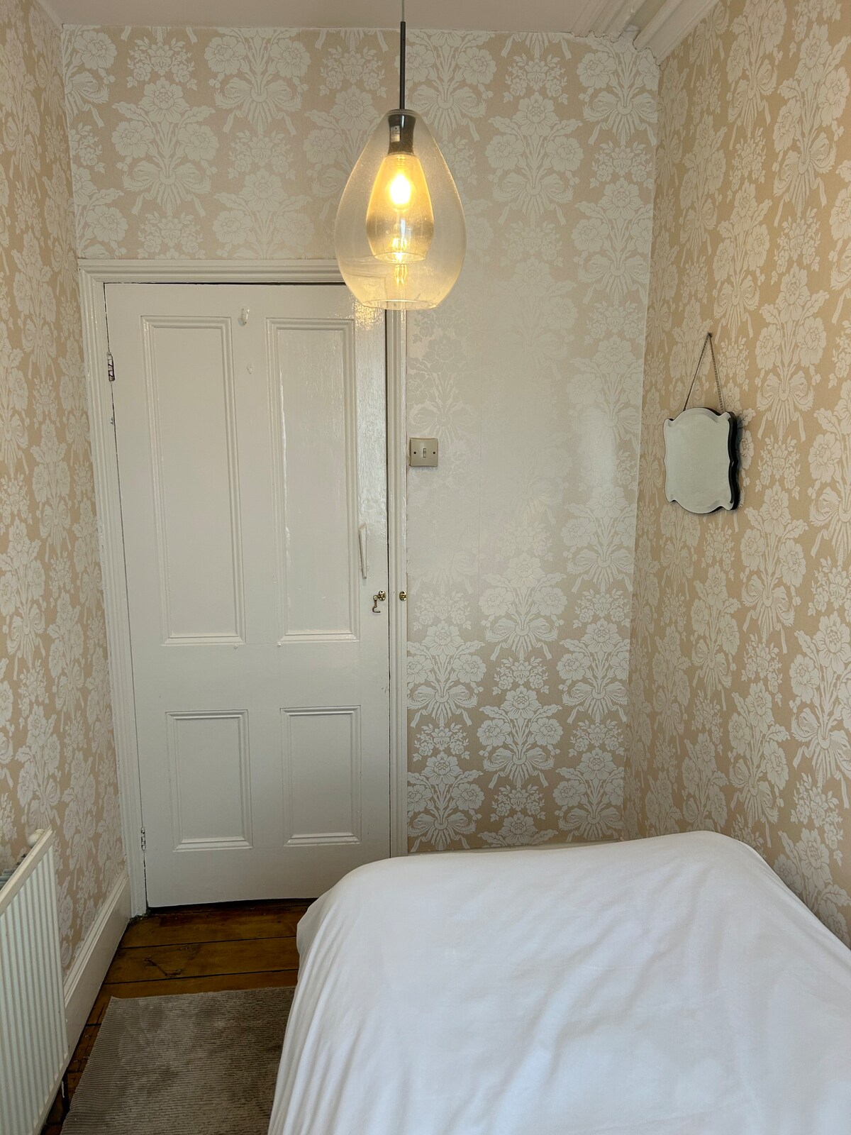 Nice small quaint room. - Houses for Rent in Plymouth, England, United ...