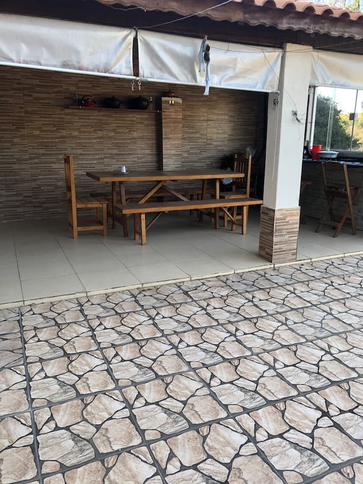 Casa Com Piscina Em Sabauna - Guararema