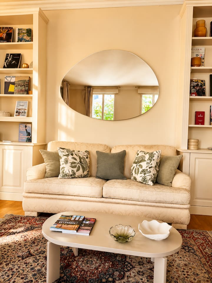 Quiet Authentic Two Bedroom Apartment Paris 16 - Paris