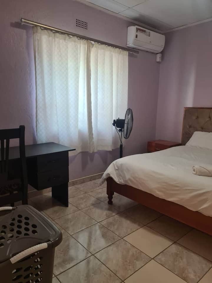 Fully Furnished Studio Apartment - Blantyre