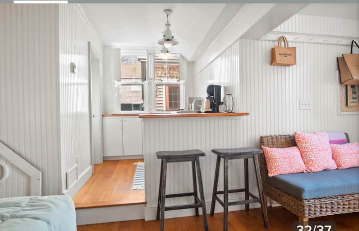 Cottage In Town - Nantucket, MA