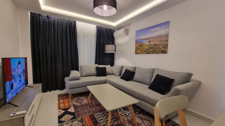 Central, Moderne Et Reposant - Oran