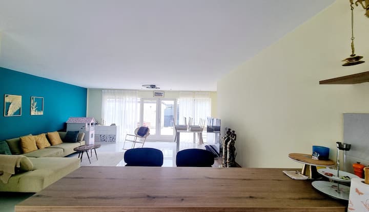 Our Charming Multilevel Home - Uithoorn