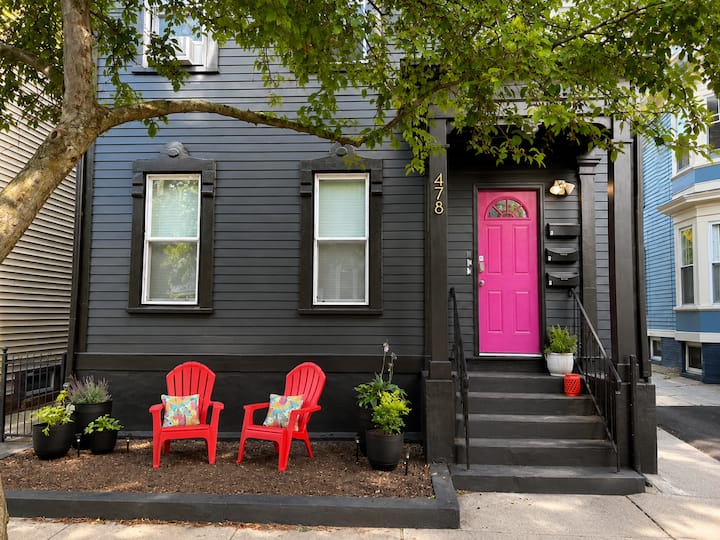 Free Parking | Washer + Dryer | Hip Location! - Providence, RI