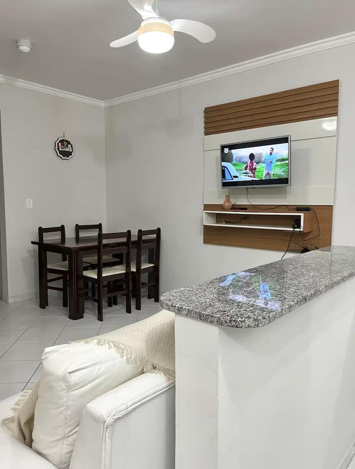 Apartamento Na Praia De Bombas - Bombinhas