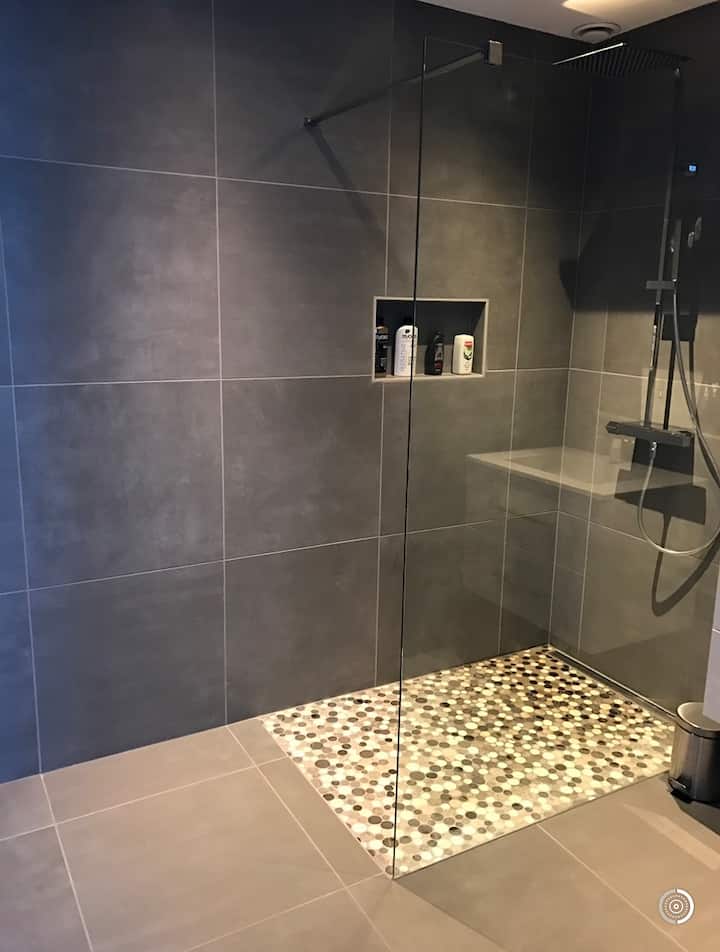 Chambre Lit Double Sdb Privée - Herve