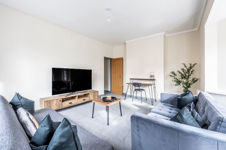 Stylish Ground Floor Apartment + Off Rd Parking - Southampton