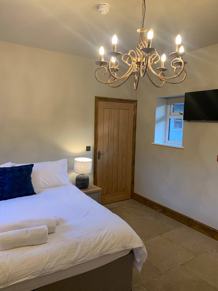 Meadowcroft Farm Self Catering Cottages - Bolton