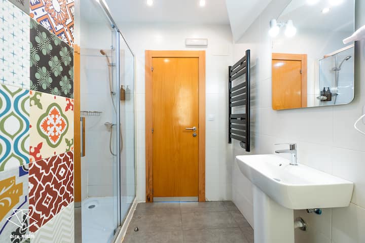 Habitación Doble Con Baño Compartido - Burgos