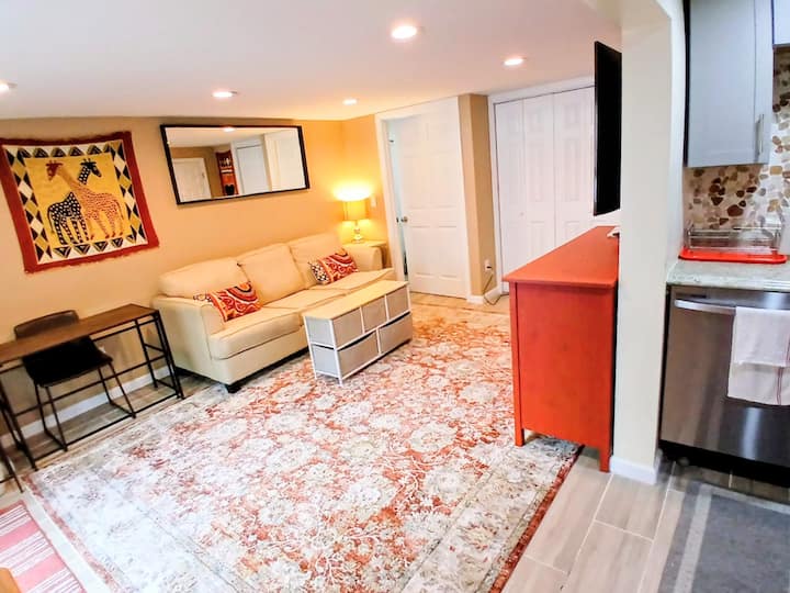 Cute & Cozy Studio Apt Savanna - Bloomfield, NJ