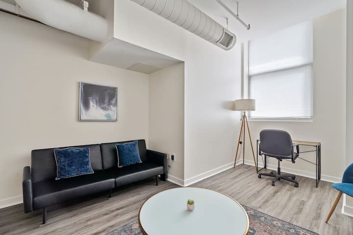 Cozysuites - 1br With Direct Skybridge Access #5 - Garfield Park Indianapolis
