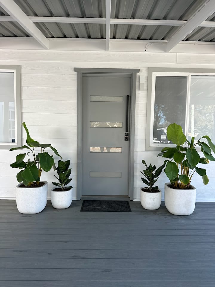 Coastal Charm Meets Comfort - Culburra Beach