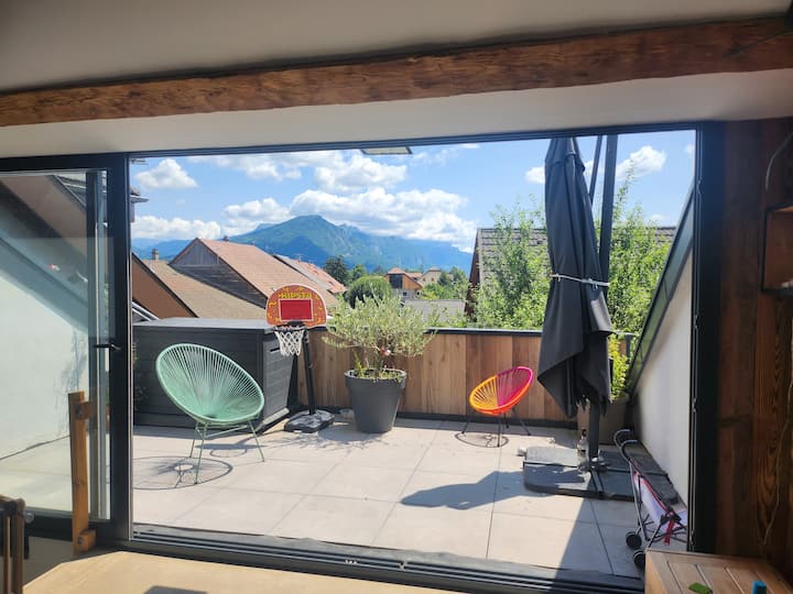 Charmante Maison De Village - ibis Styles Annecy Centre Gare