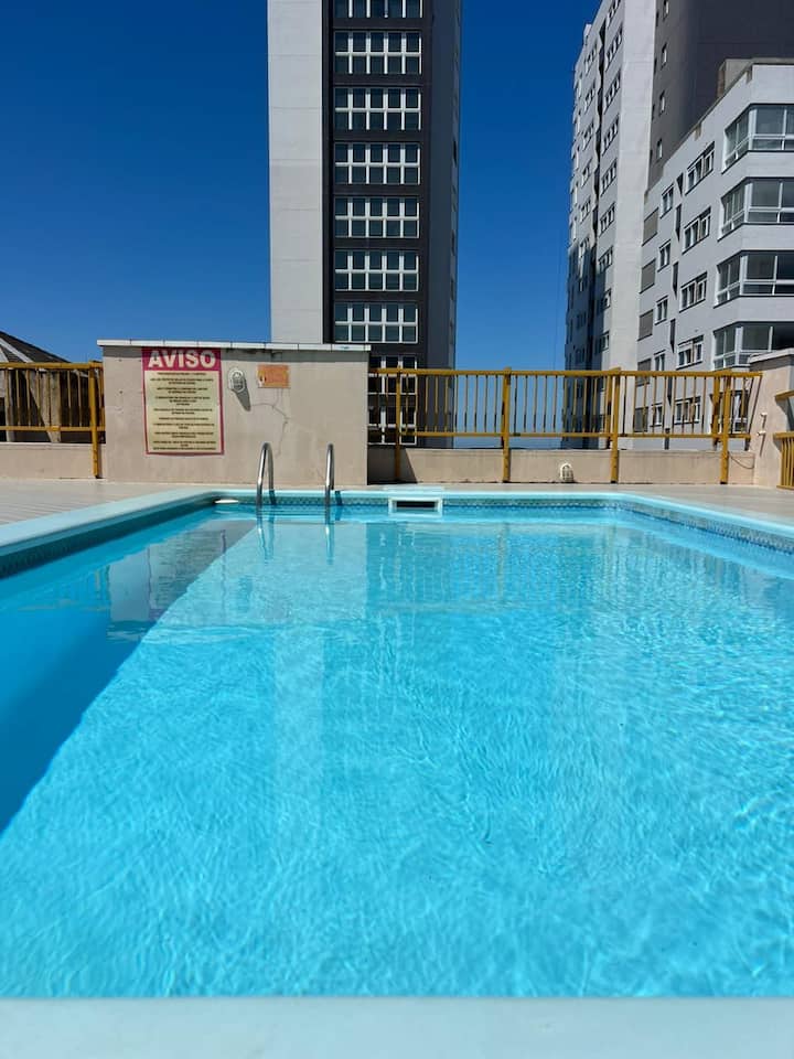 Centro, Próximo Da Praia, Com Piscina E Garagem - Torres