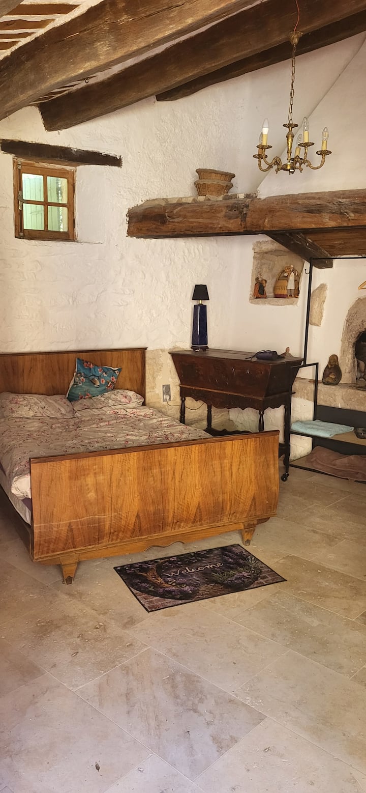 2 Pièces De Charme Dans Lancien Gordes Piscine - Gordes