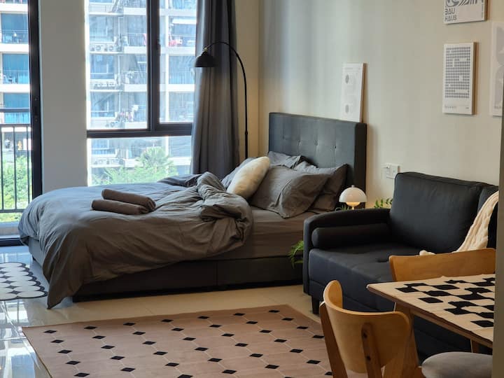 [Central Park Cozy Garden View Studio] 3 Pax - Johor Bahru